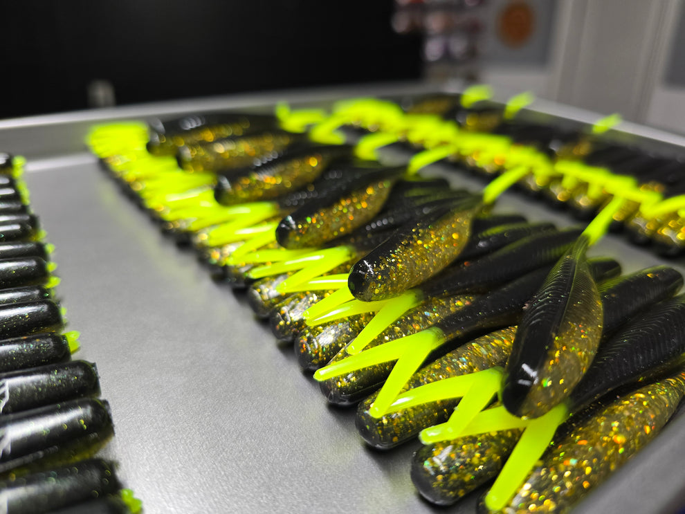 TEXAS ROACH / CHARTREUSE – Valhalla Fishing Lures